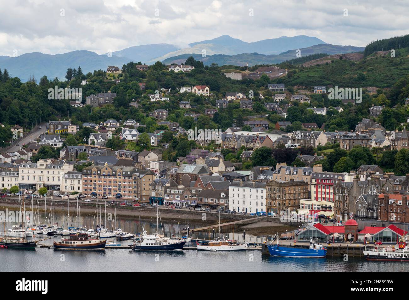 Oban resort town hi-res stock photography and images - Alamy