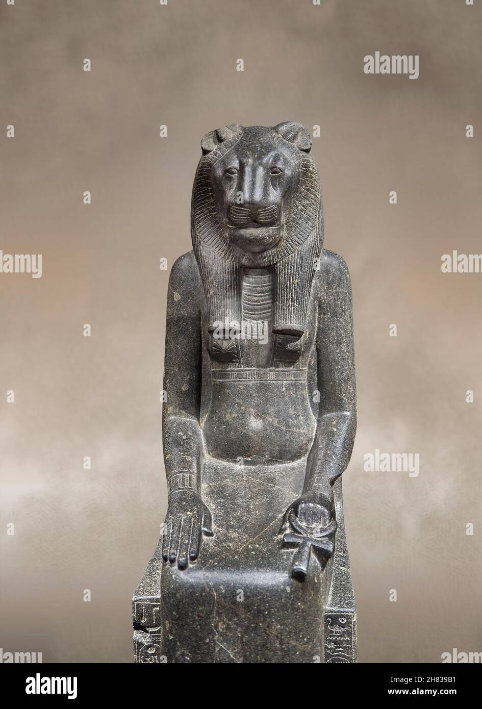 Ancient Egyptian seated statue of the goddess Sakhmet, 1410- 1372 BC ...