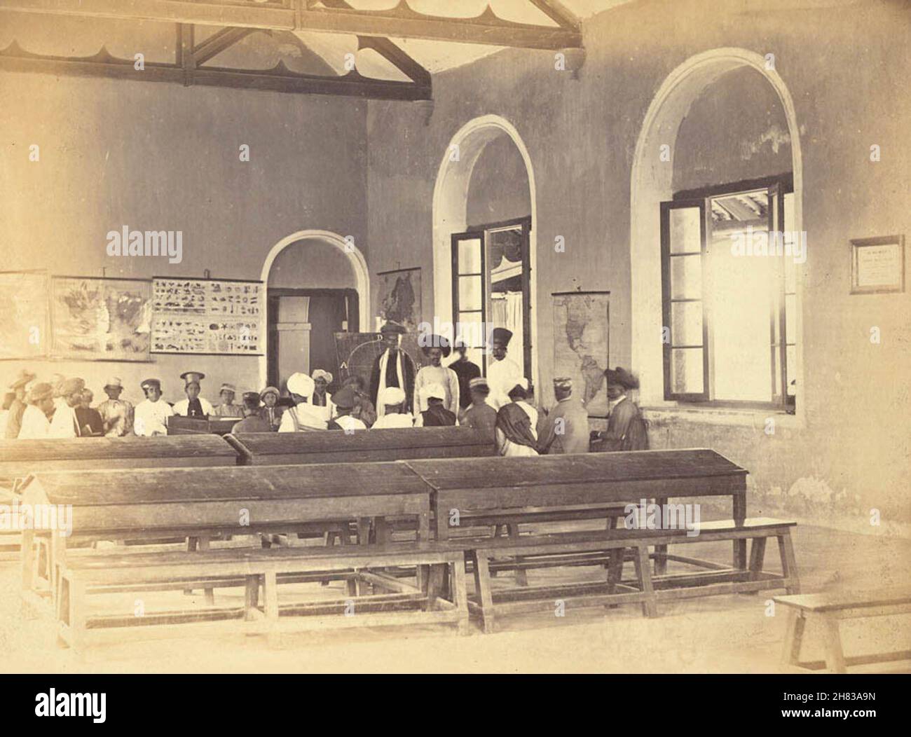 Vernacular school hi-res stock photography and images - Alamy