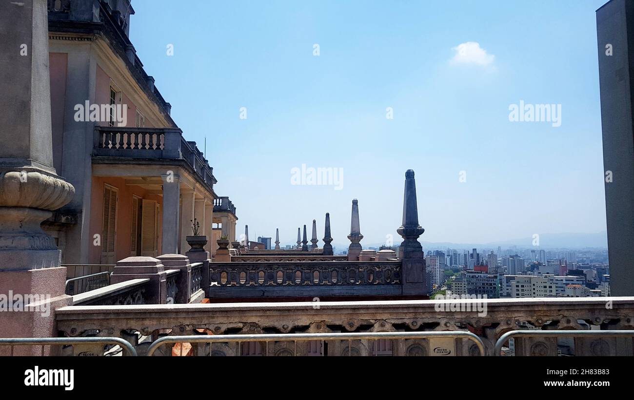 Martinelli Building, details of the construction of the penthouse ...