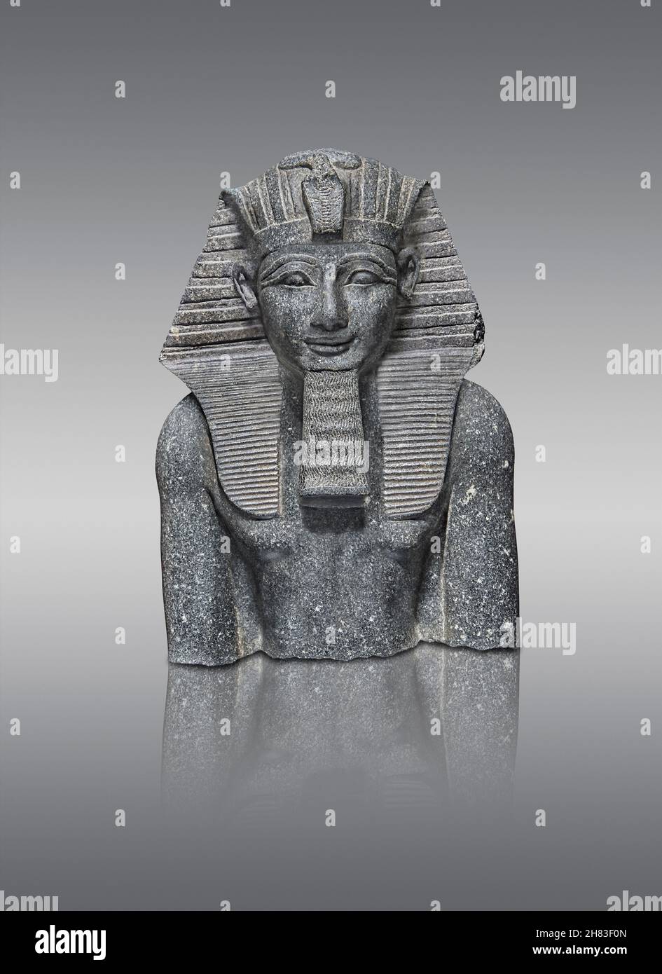 Egyptian diorite sculptures hi-res stock photography and images - Alamy