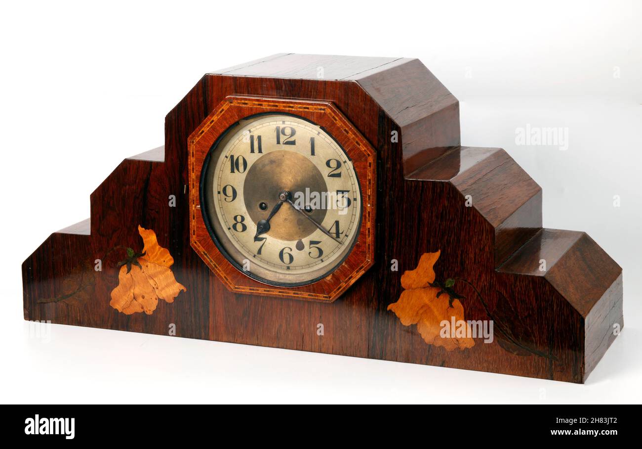 Old vintage blank clock dial hi-res stock photography and images - Alamy