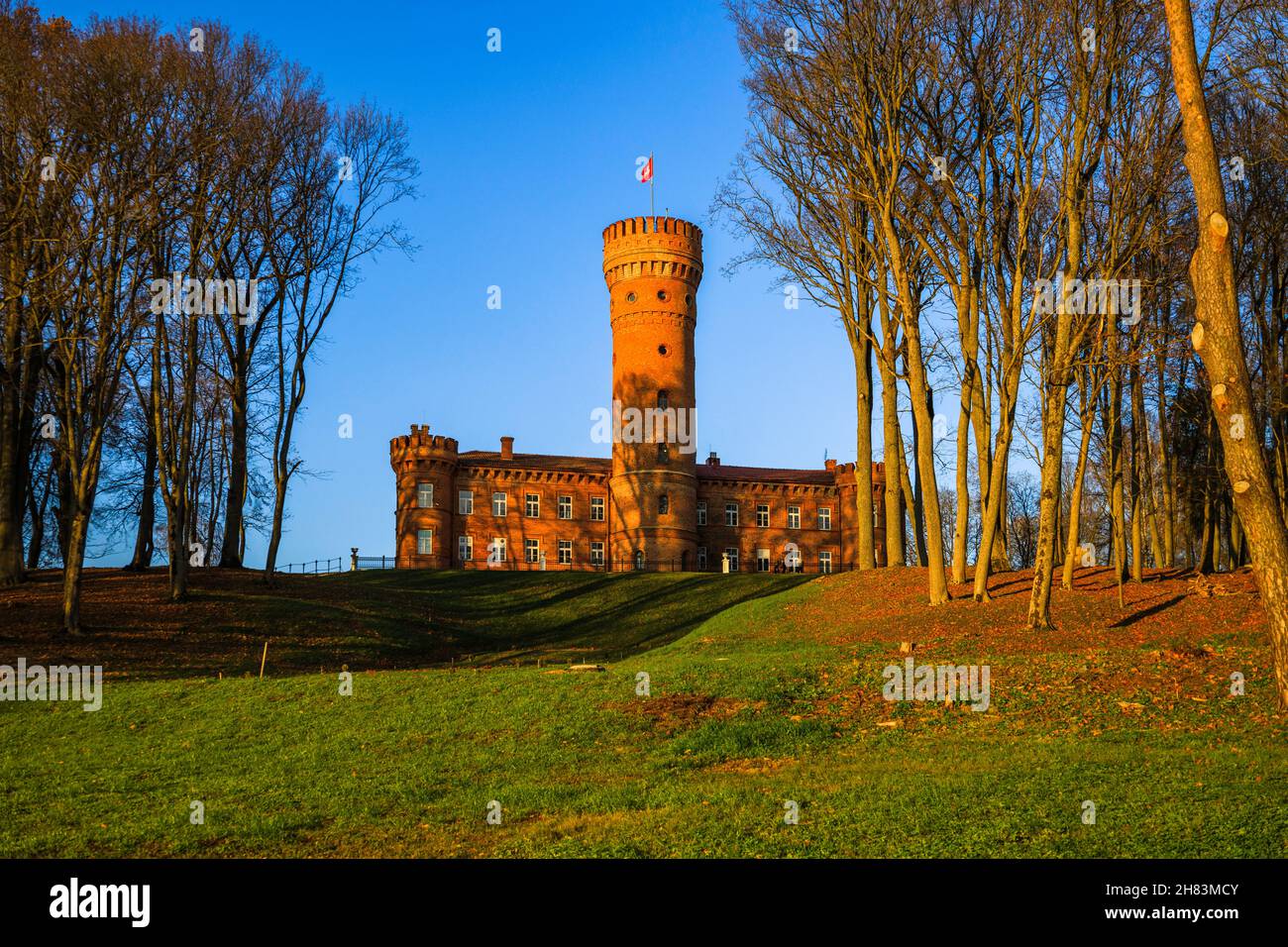 Cylindrical tower hi-res stock photography and images - Alamy