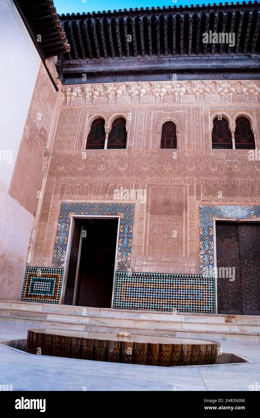 Patio of the Gilded Room of Comares Palace at Alhambra in Granada ...