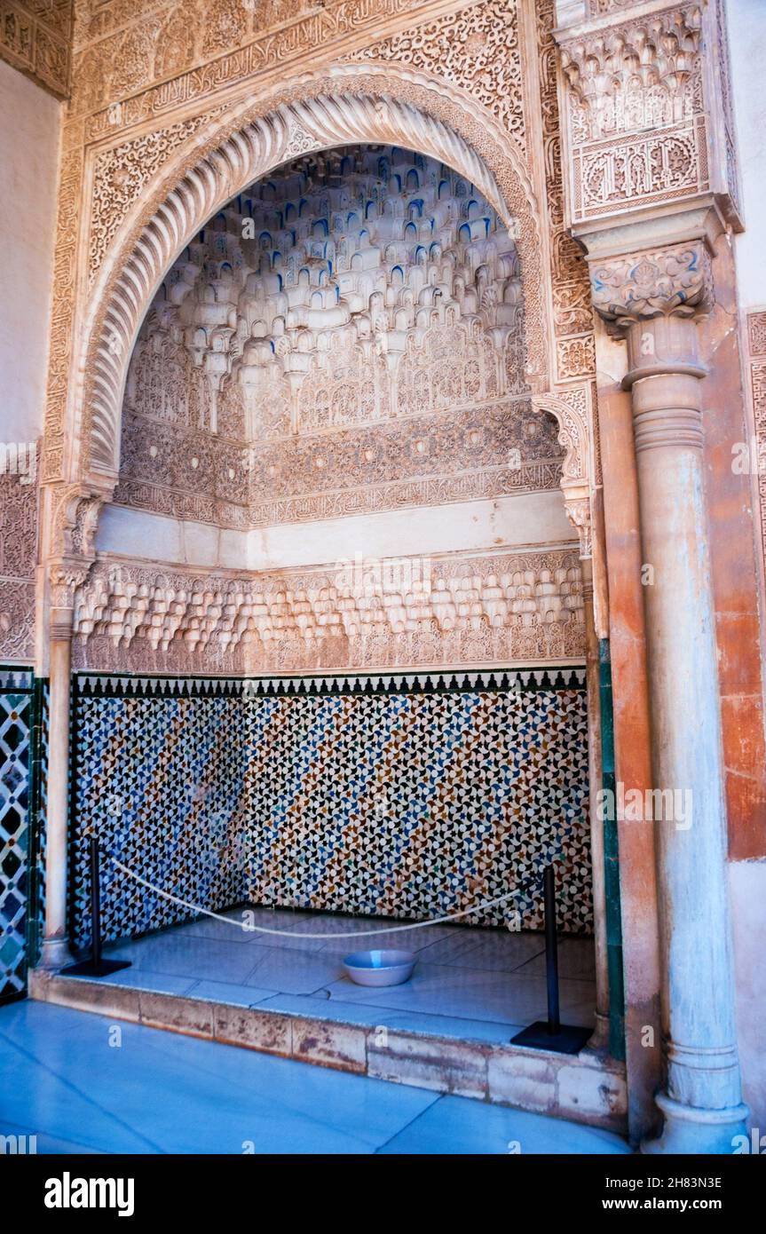 Integral arch hi-res stock photography and images - Alamy