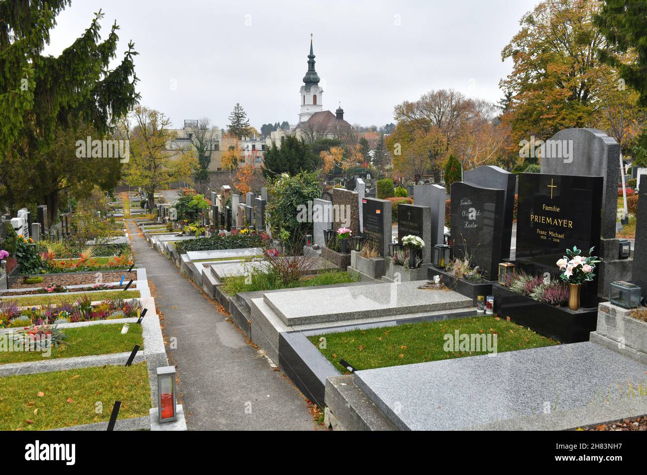 Wien grinzing hi-res stock photography and images - Alamy