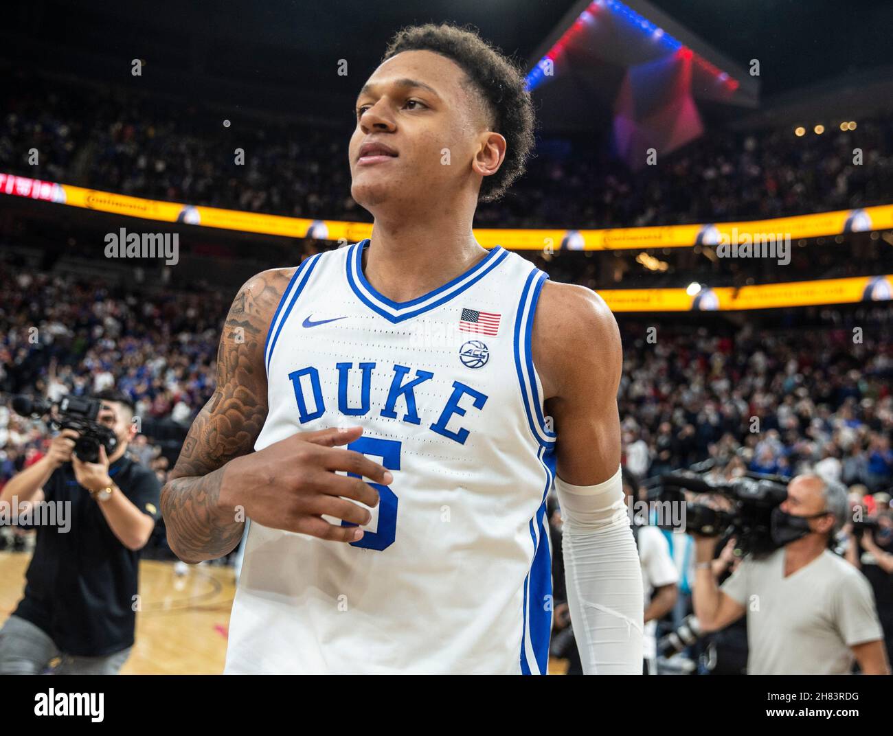 November 26 2021 Las Vegas, NV U.S.A. Duke forward Paolo Banchero (5 ...