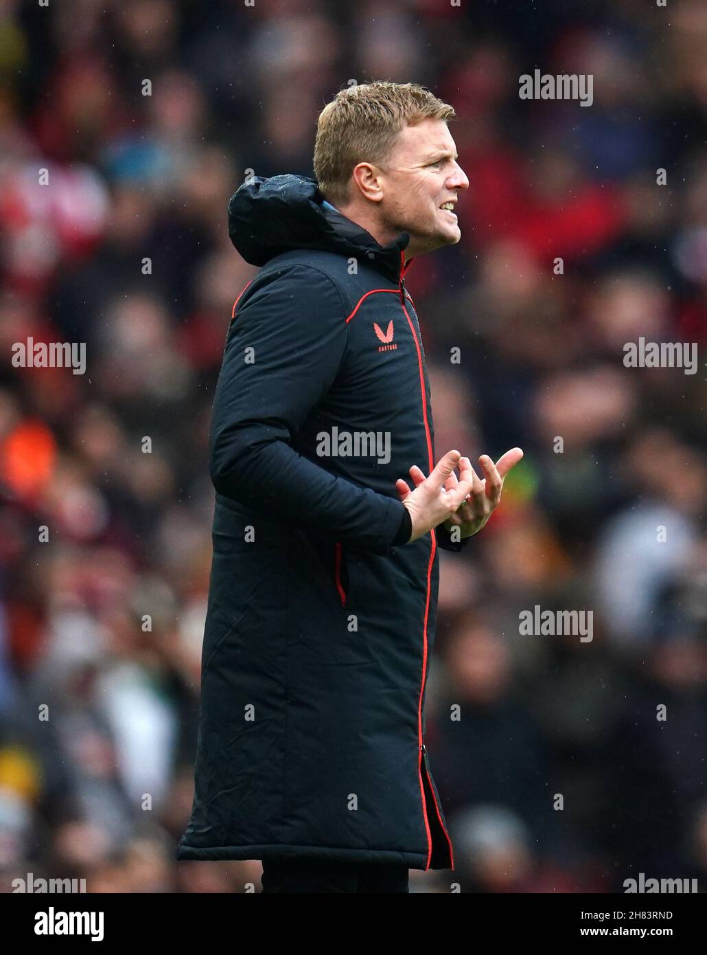 Newcastle United manager Eddie Howe on the touchline during the Premier ...
