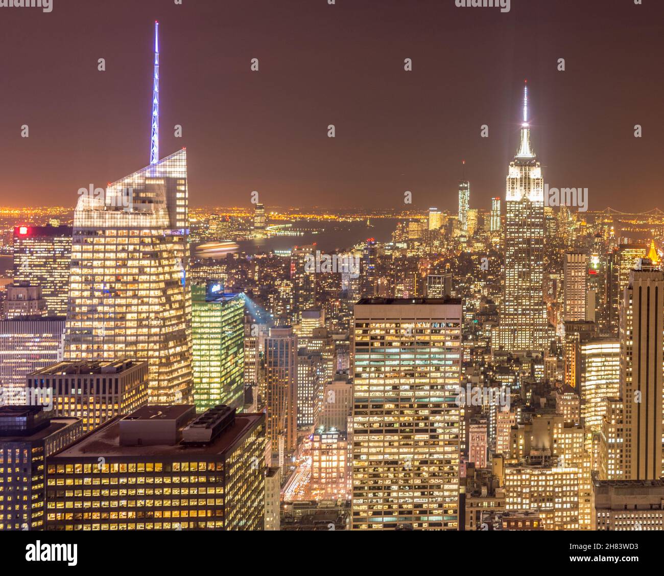 The view of new york manhattan during sunset hours Stock Photo - Alamy