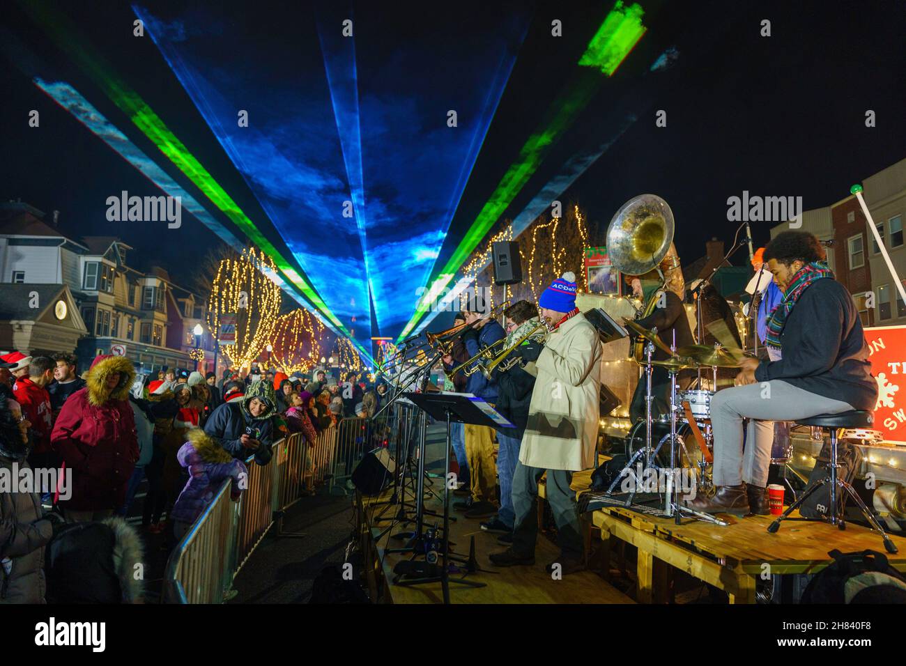 Annual tree light show hi-res stock photography and images - Alamy
