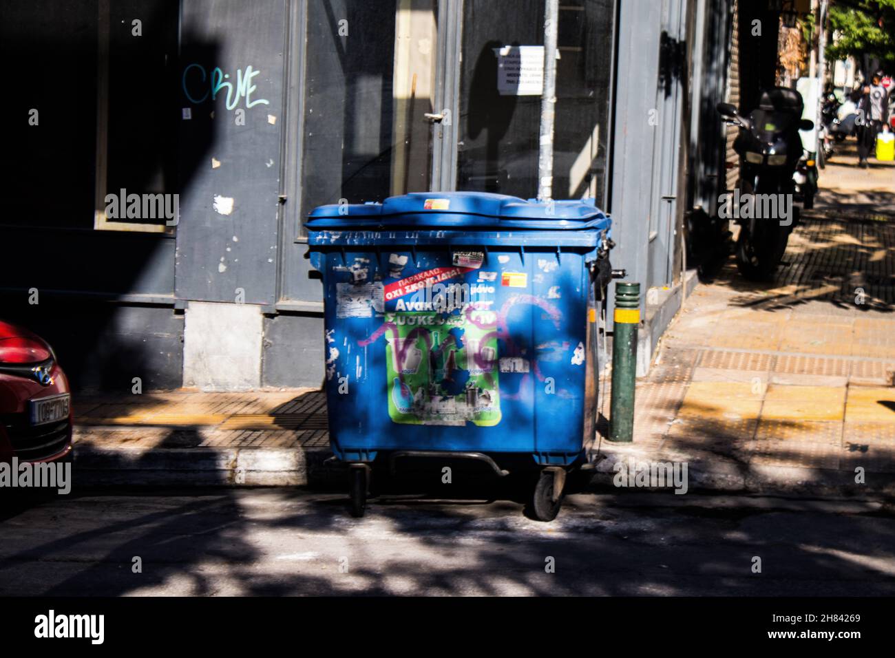 Teen teens teenager teenagers pollution hi-res stock photography and ...