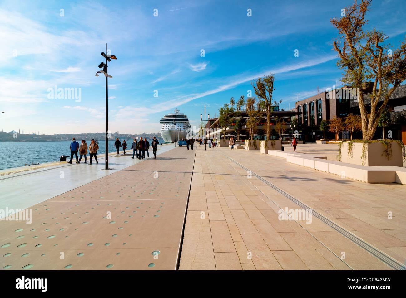 Galata port istanbul 2021 hi-res stock photography and images - Alamy