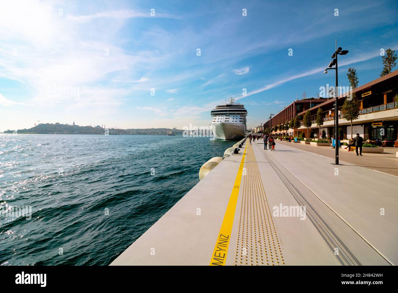 Galata port istanbul 2021 hi-res stock photography and images - Alamy
