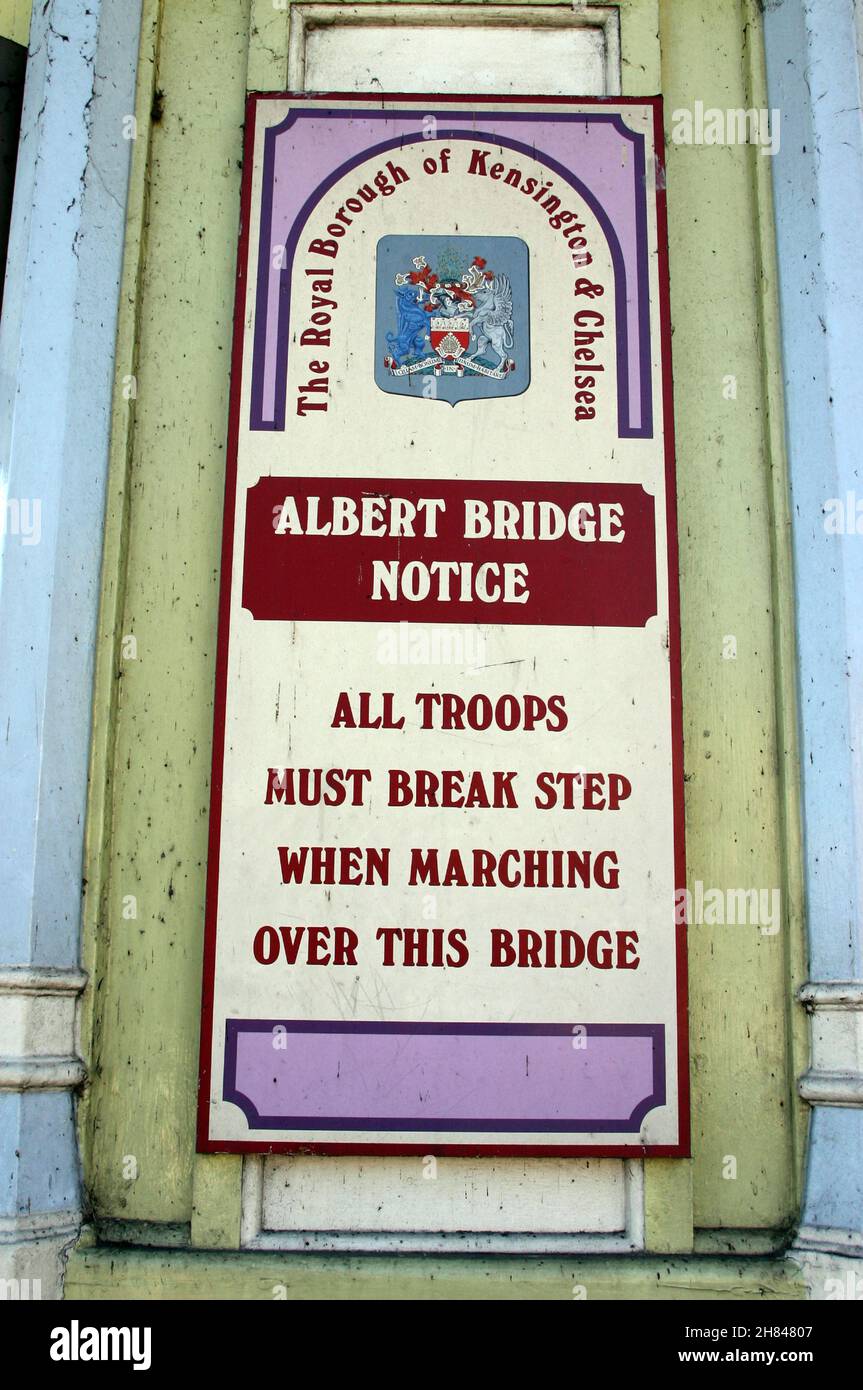 Warning sign on Albert Bridge for the troops. London UK Stock Photo - Alamy