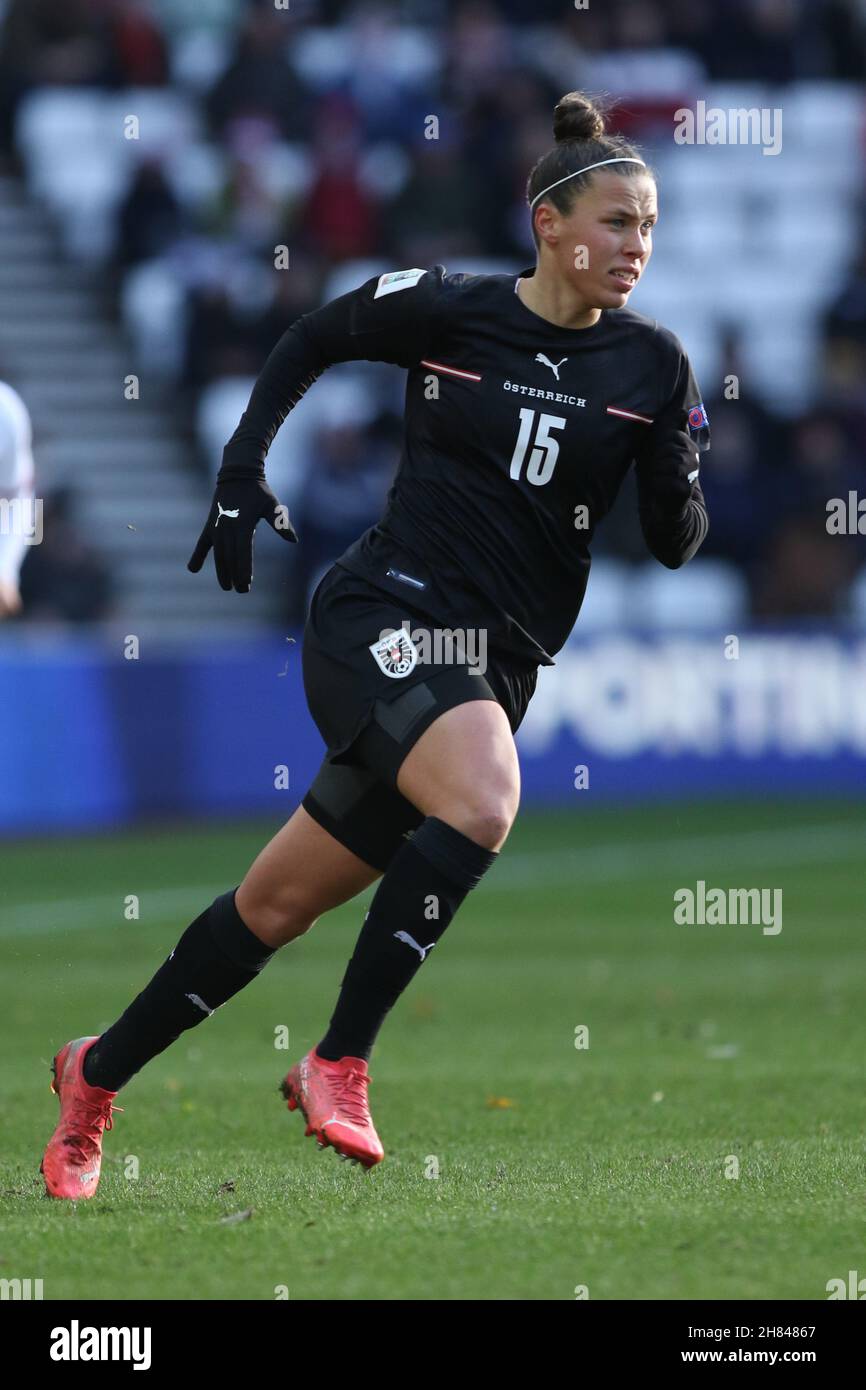 Jessica leigh carter hi-res stock photography and images - Alamy