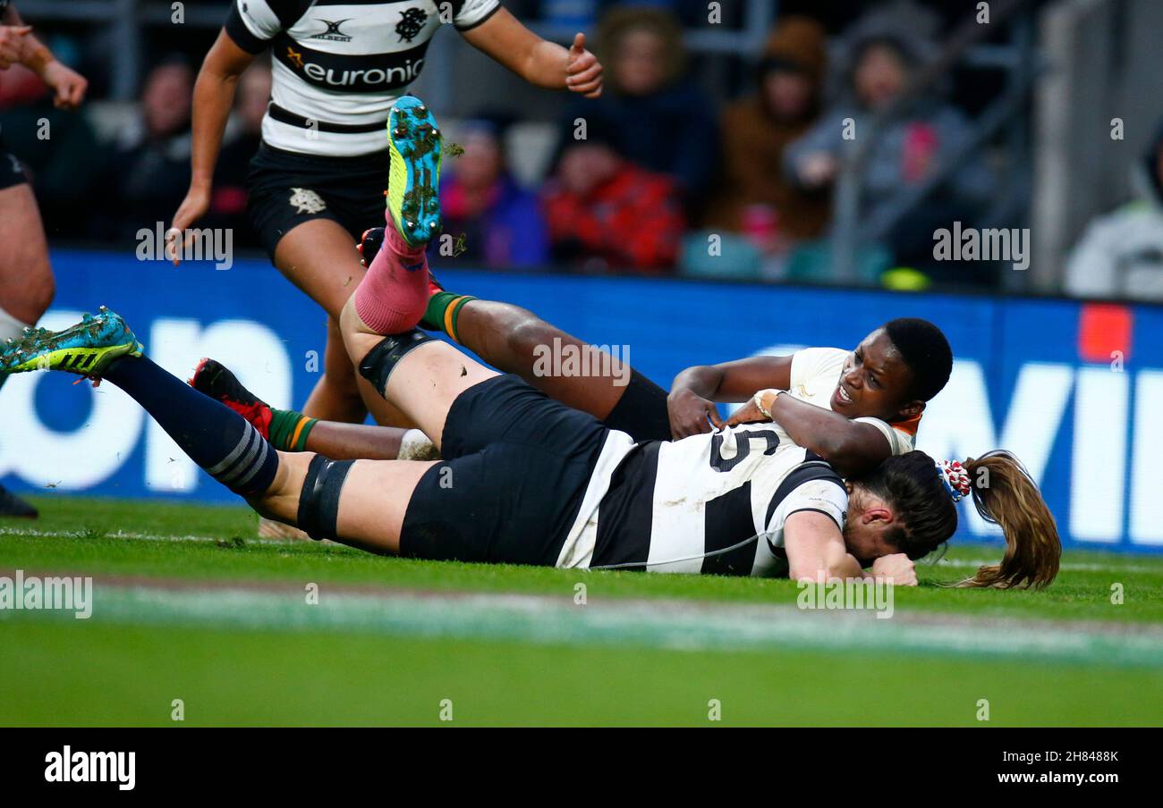 London, UK. 27th Nov, 2021. LONDON, ENGLAND - NOVEMBER 27: Laura ...