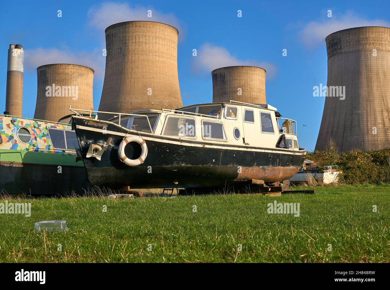Old retired river boats in a field Stock Photo - Alamy