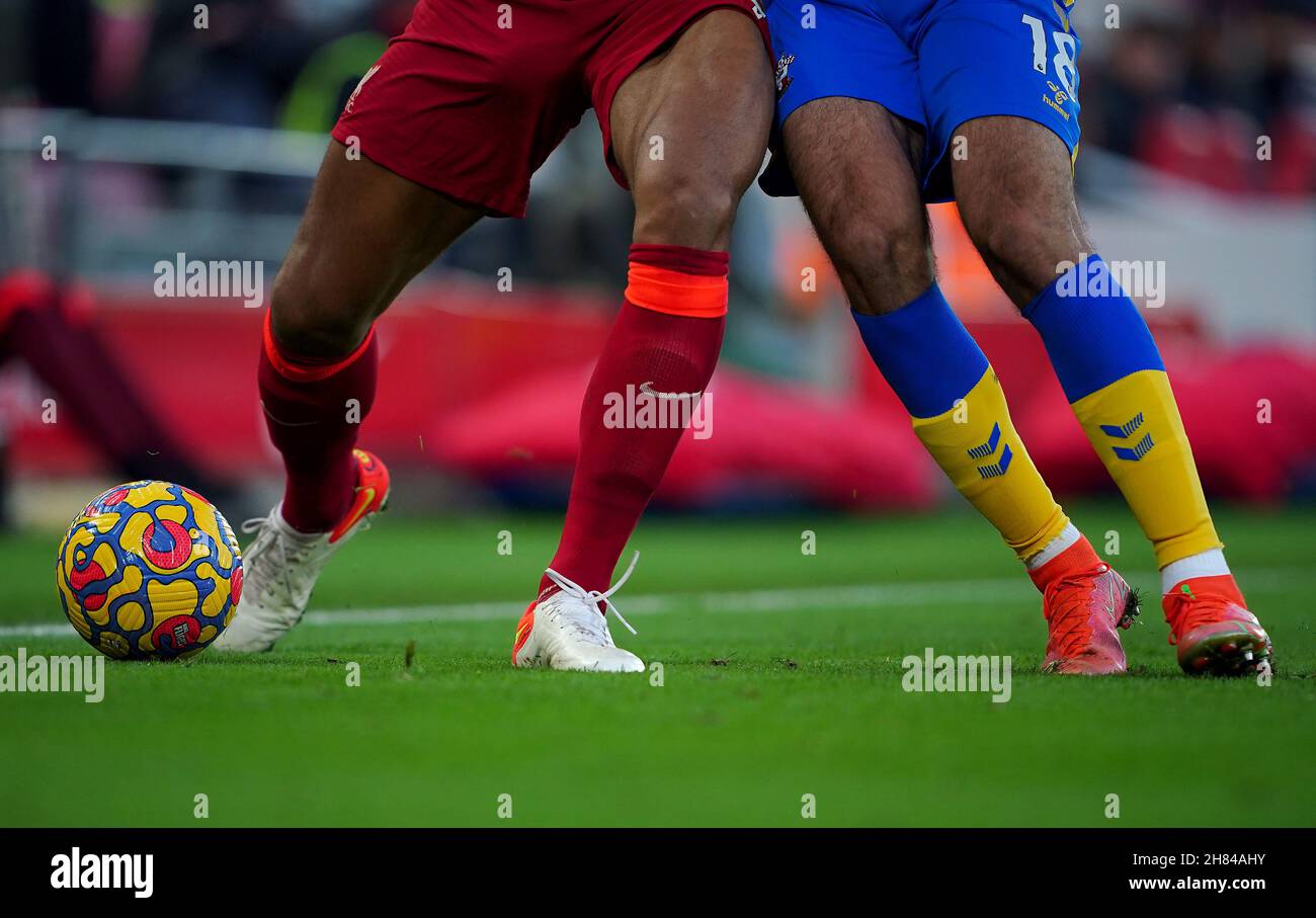 Premier league ball 2021 winter hi-res stock photography and images - Alamy