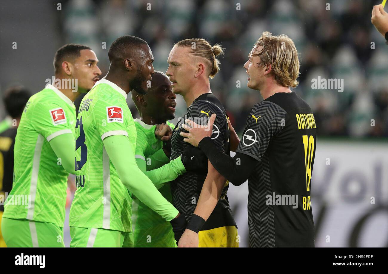 Formation borussia dortmund hi-res stock photography and images - Alamy