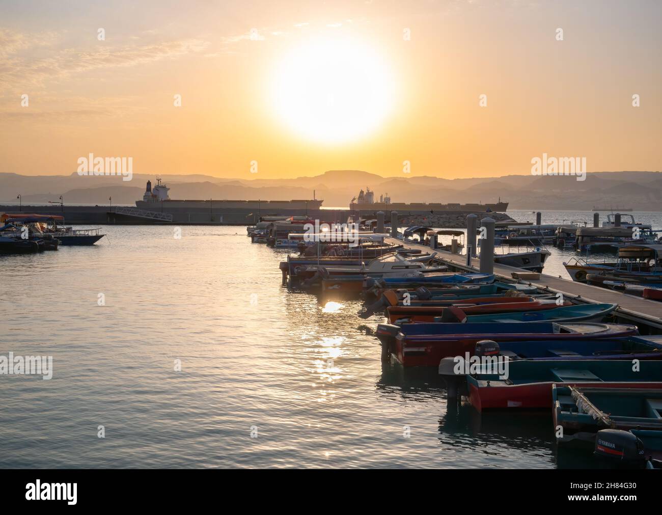 Jordan aqaba port ships hi-res stock photography and images - Alamy