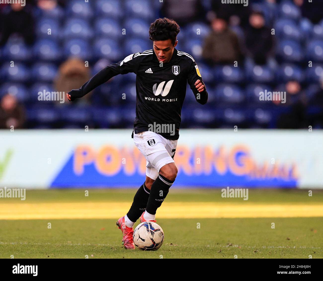 Fabio carvalho fulham hi-res stock photography and images - Alamy