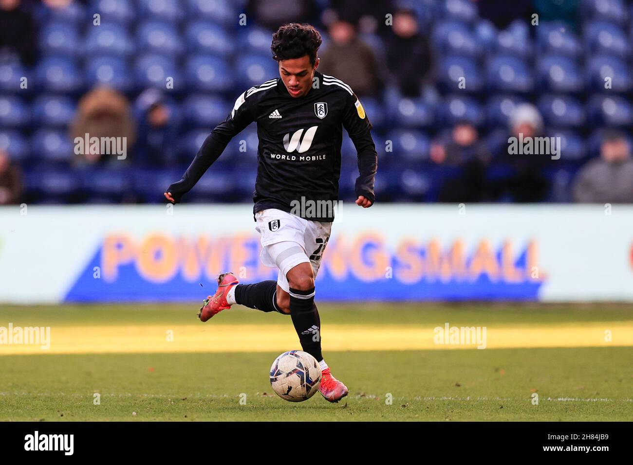 Fabio carvalho fulham hi-res stock photography and images - Alamy