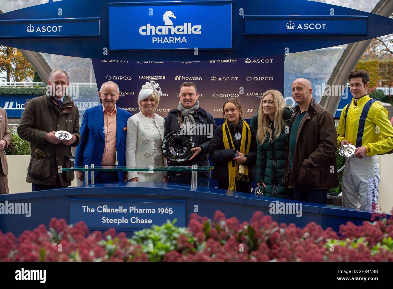 Ascot, Berkshire, UK. 20th November, 2021. Michael and Joanne Burke ...