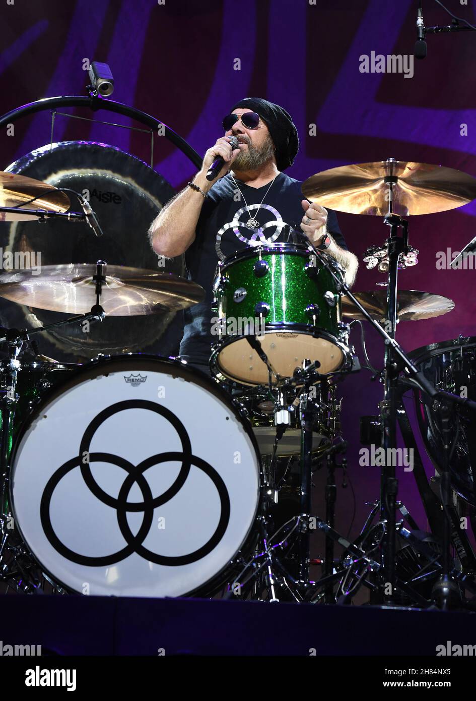 Hollywood FL, USA. 26th Nov, 2021. Jason Bonham's Led Zeppelin ...
