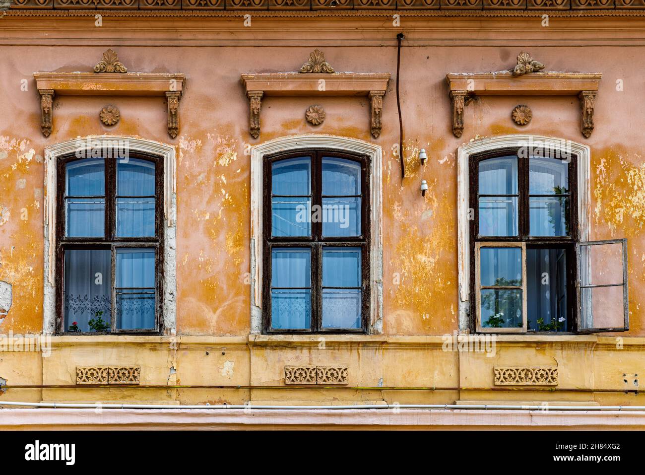 old windows in the building Stock Photo - Alamy