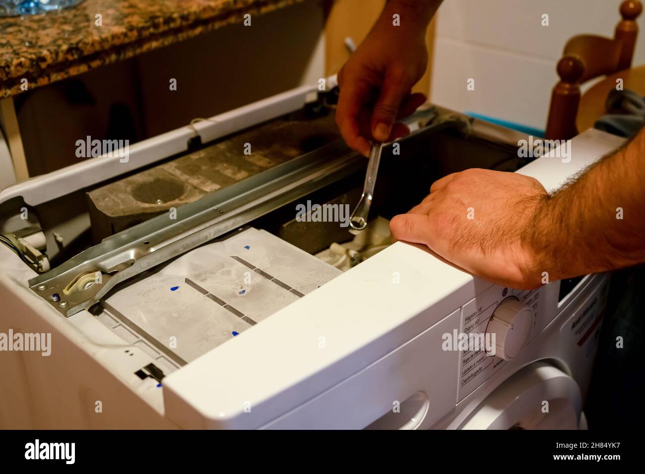 Leaking washing machine hi-res stock photography and images - Alamy