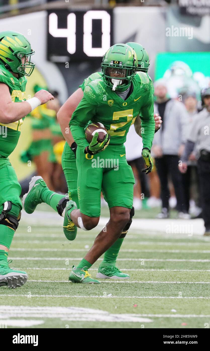 November 27, 2021: Oregon Ducks wide receiver Devon Williams (2) is ...