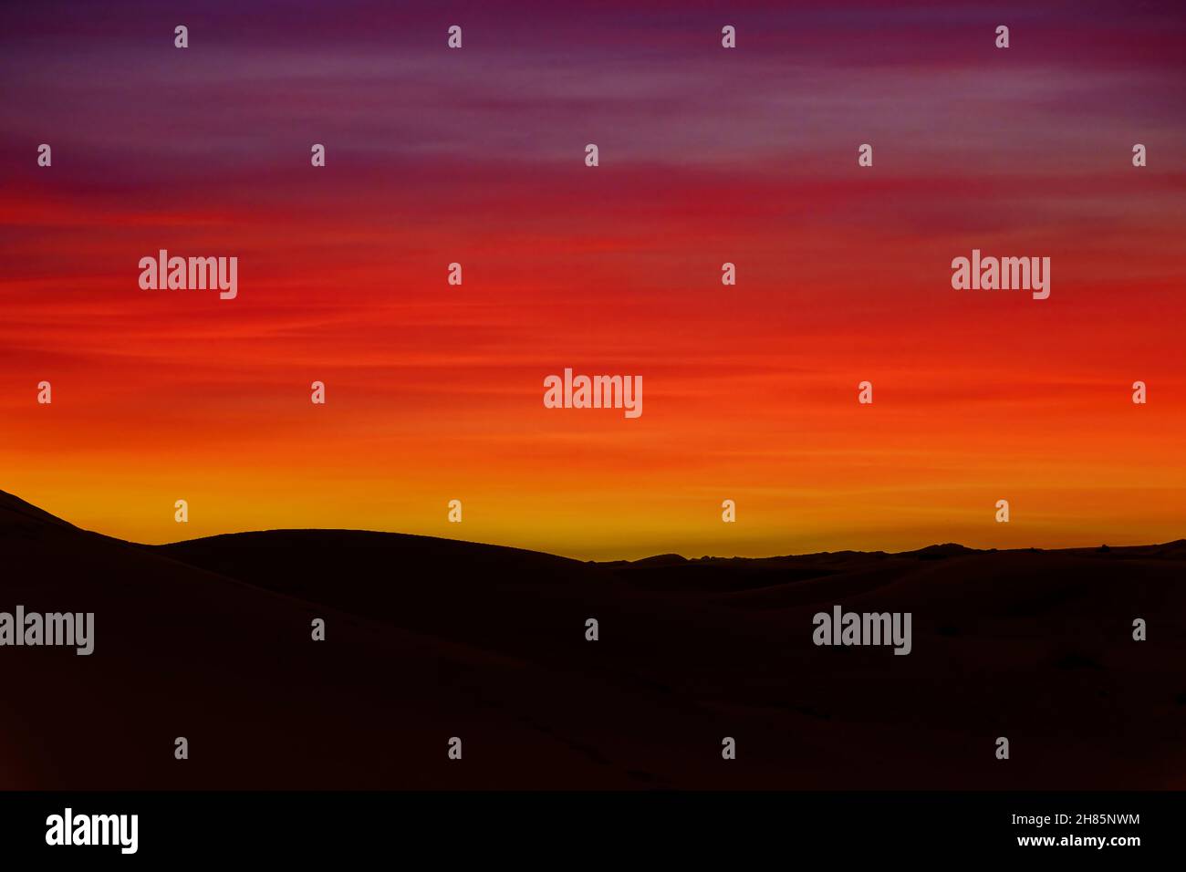 Merzouga, Errachidia, USA. 9th Nov, 2021. The colors of the sky glow as ...