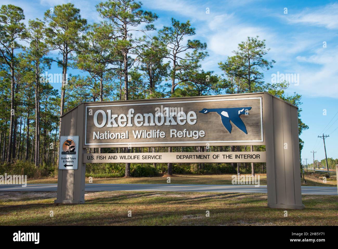 Okefenokee National Wildlife Refuge east entrance sign, Folkston ...