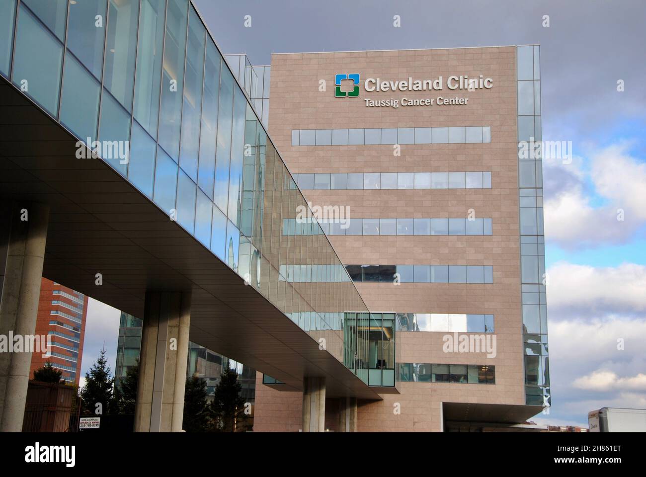 Cancer center hi-res stock photography and images - Alamy