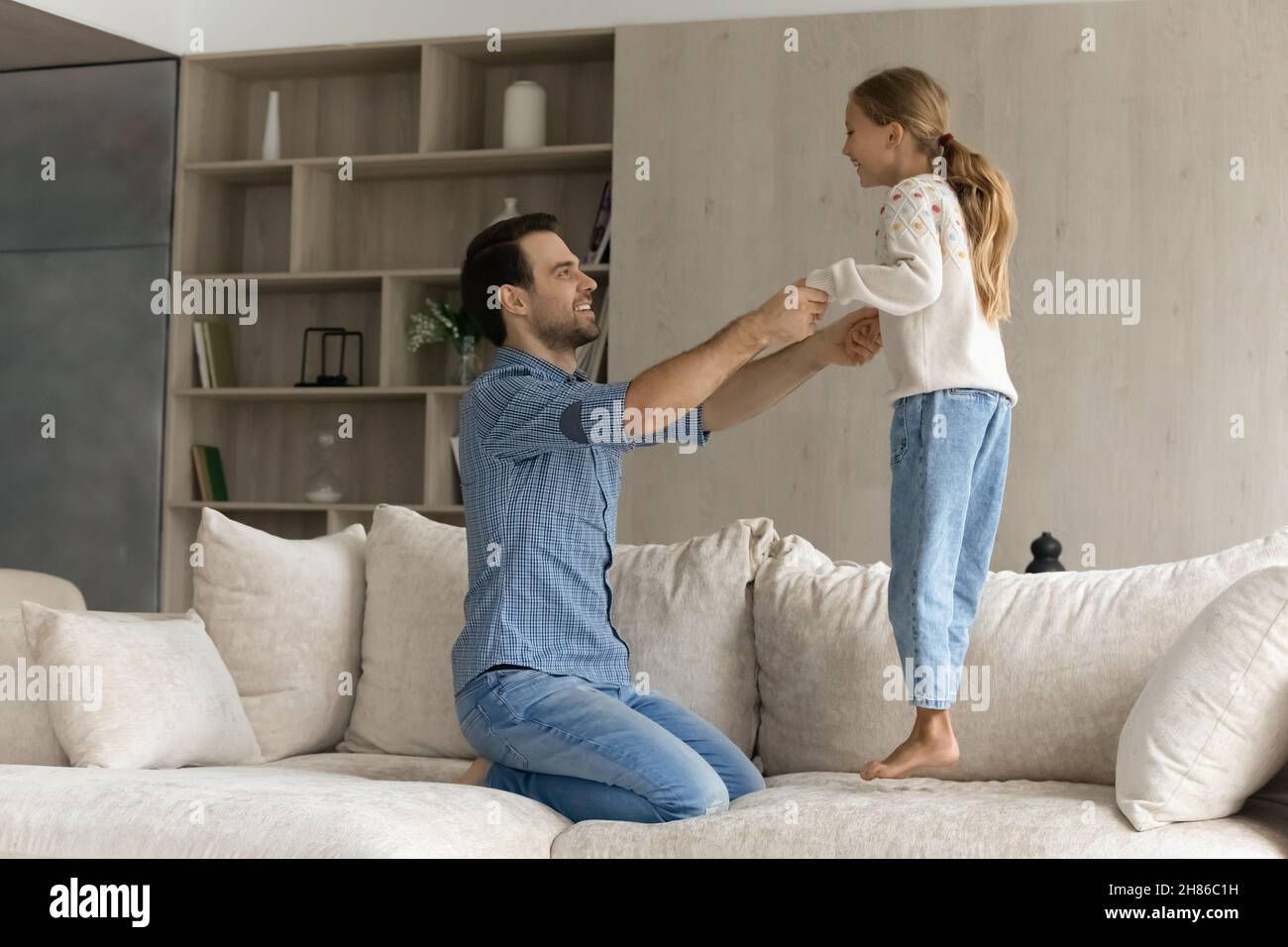 Entertainment activity hi-res stock photography and images - Alamy