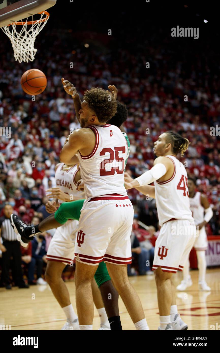 BLOOMINGTON, UNITED STATES - 2021/11/27: Indiana Hoosiers forward Race ...