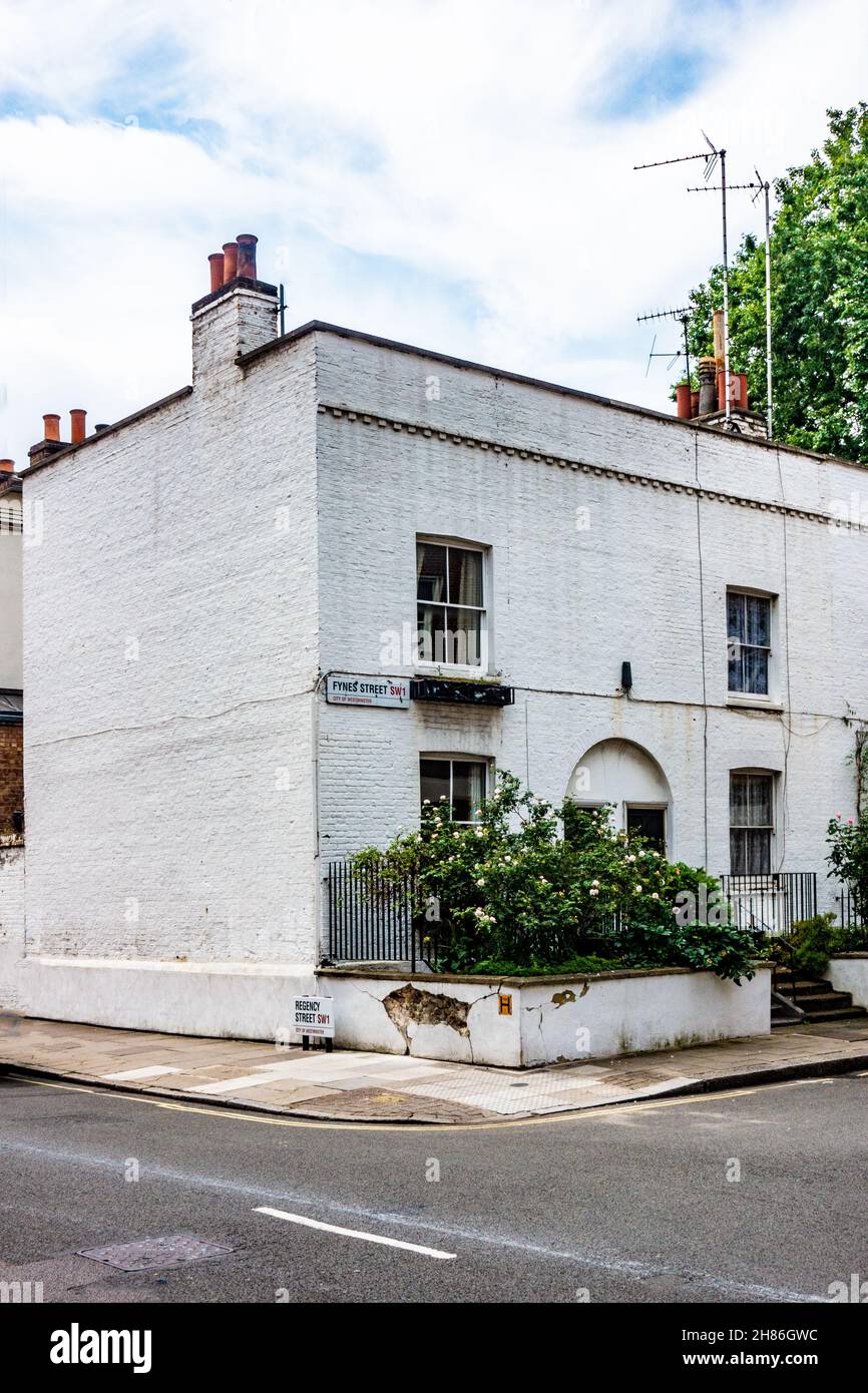English white terraced houses in Westminster,London Stock Photo - Alamy