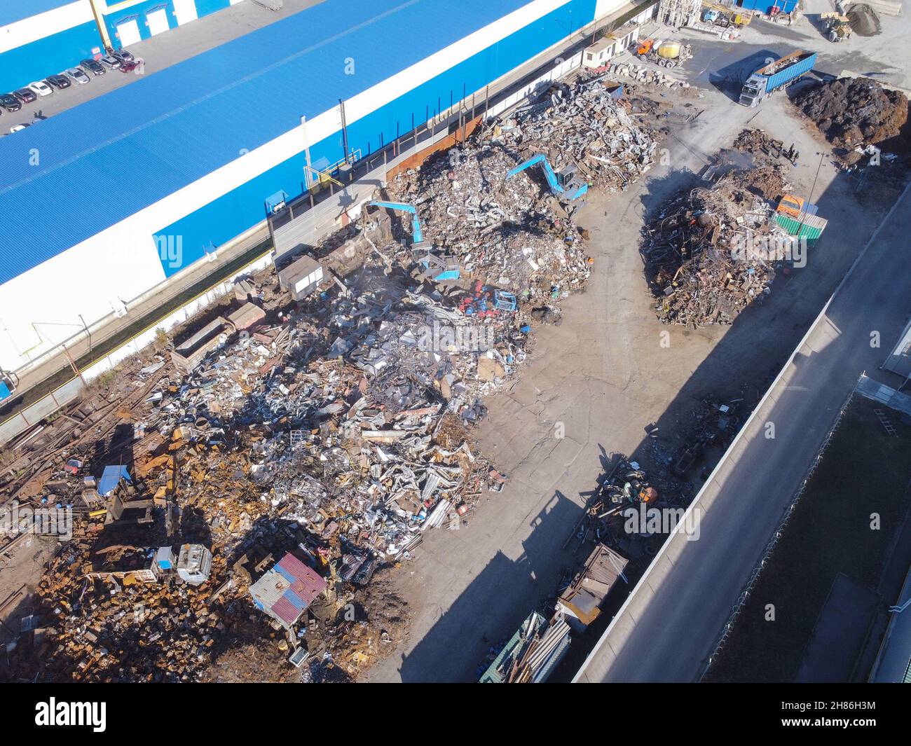 Scrap metal yard aerial view Stock Photo - Alamy