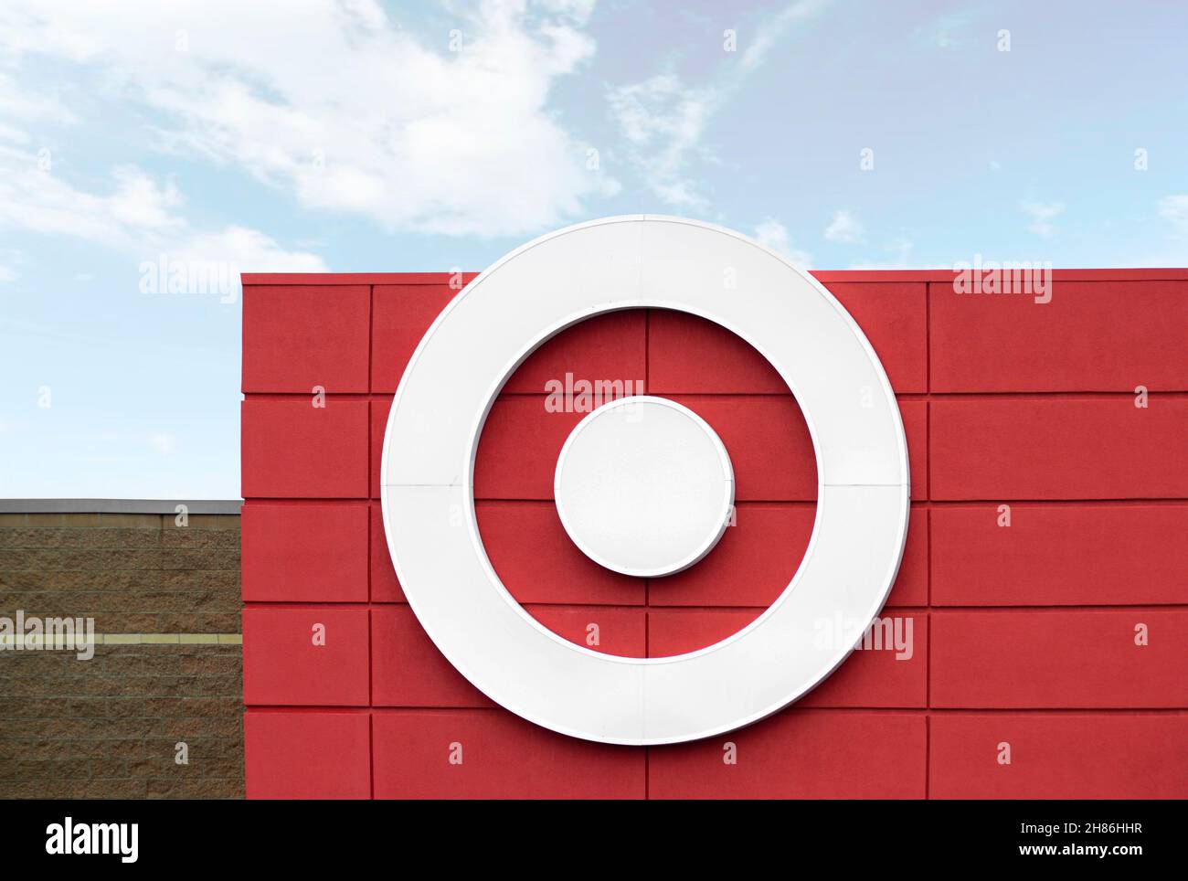 Target building exterior Stock Photo - Alamy