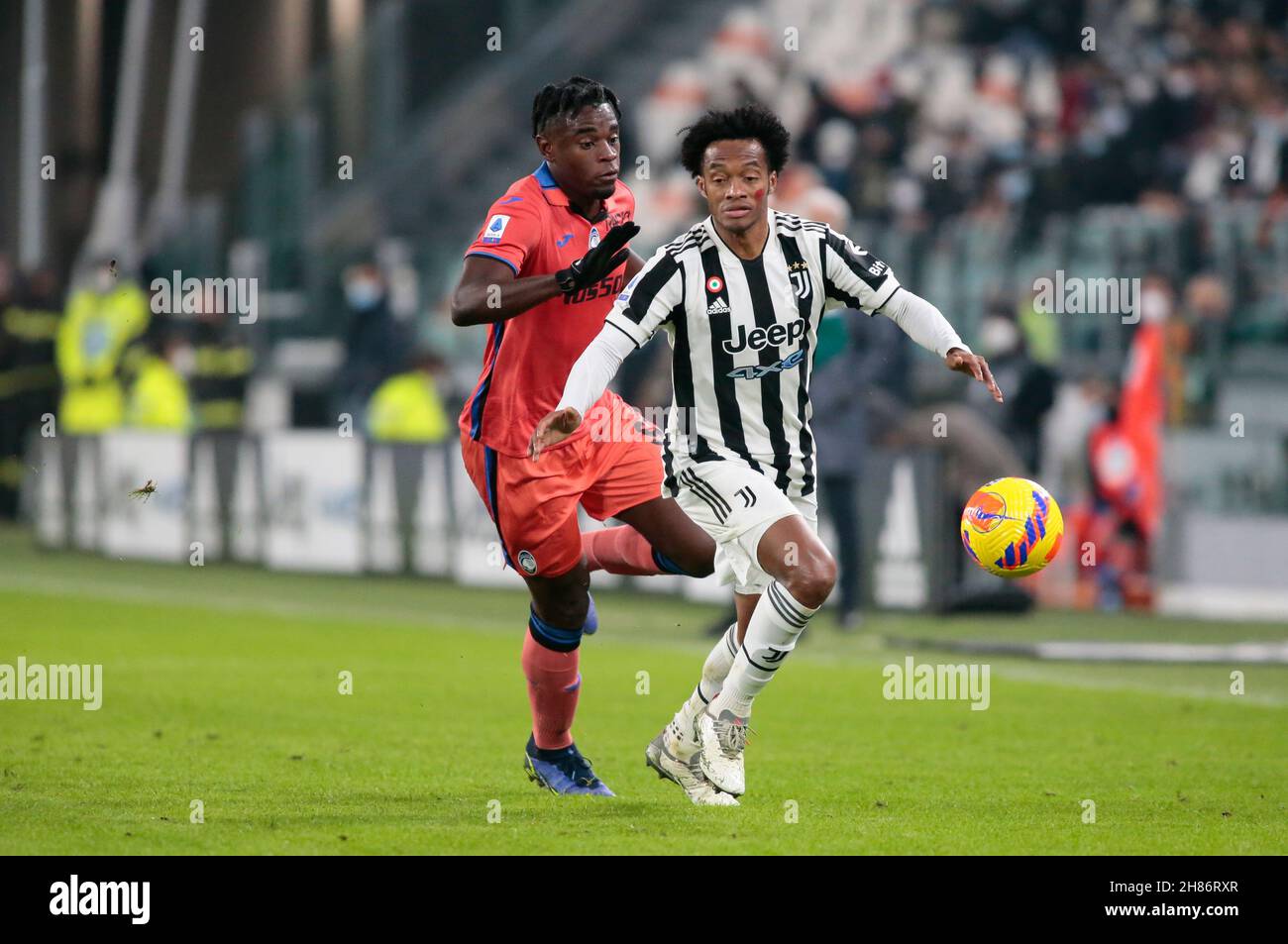 Juan cuadrado juventus fc hi-res stock photography and images - Alamy