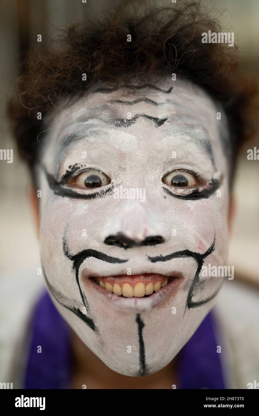 Traditional clowns hi-res stock photography and images - Alamy