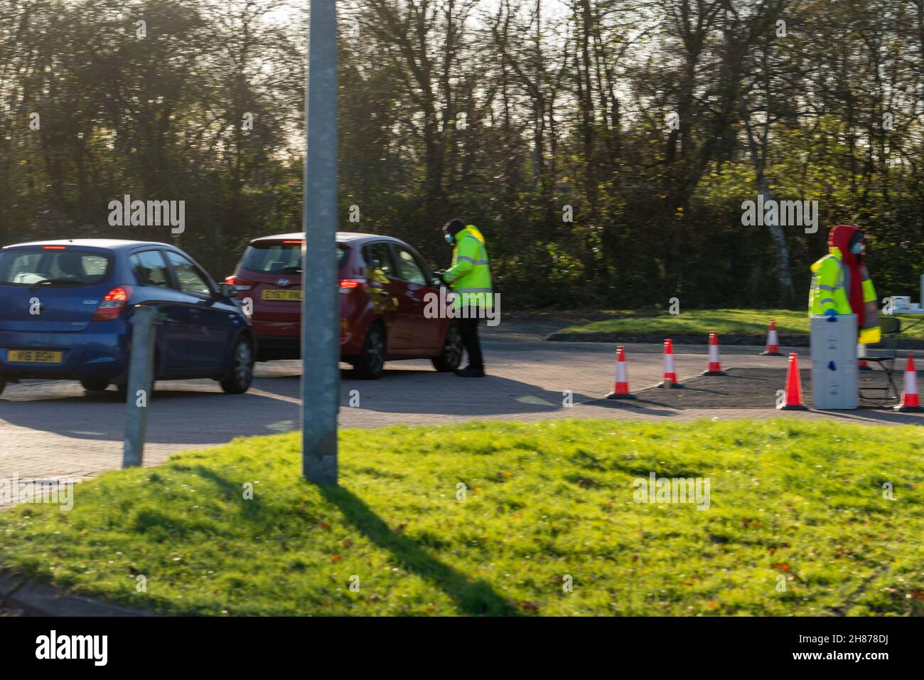 Brentwood center mobile testing unit hi-res stock photography and ...