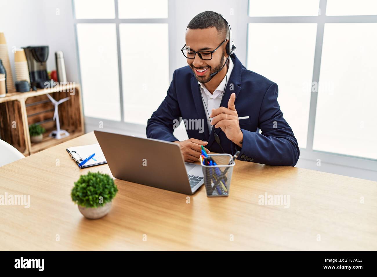 Arab american support center hi-res stock photography and images - Alamy