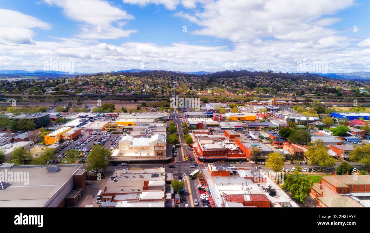 Albury regional rural and industrial town on NSW - Victoria border ...