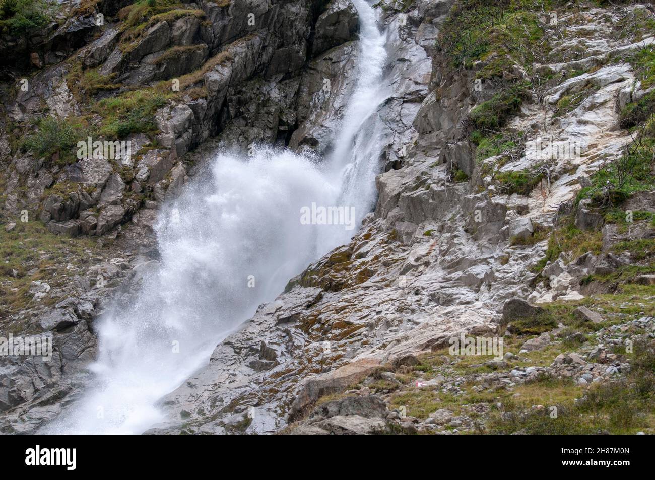 Gushing waters hi-res stock photography and images - Alamy