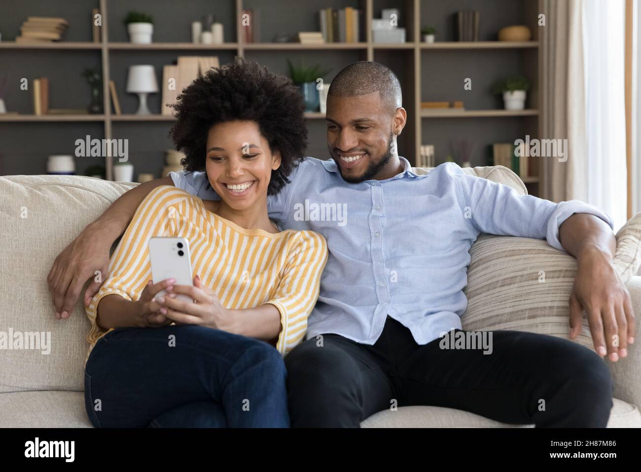 Black man talking in video hi-res stock photography and images - Alamy