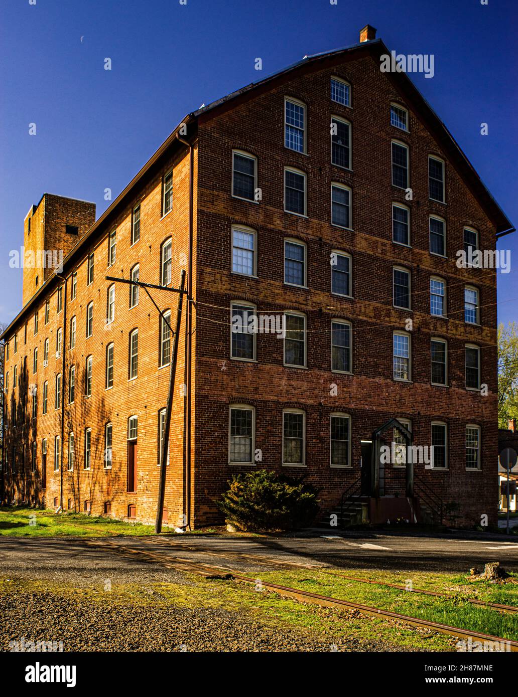 Tobacco Warehouse High Resolution Stock Photography and Images - Alamy