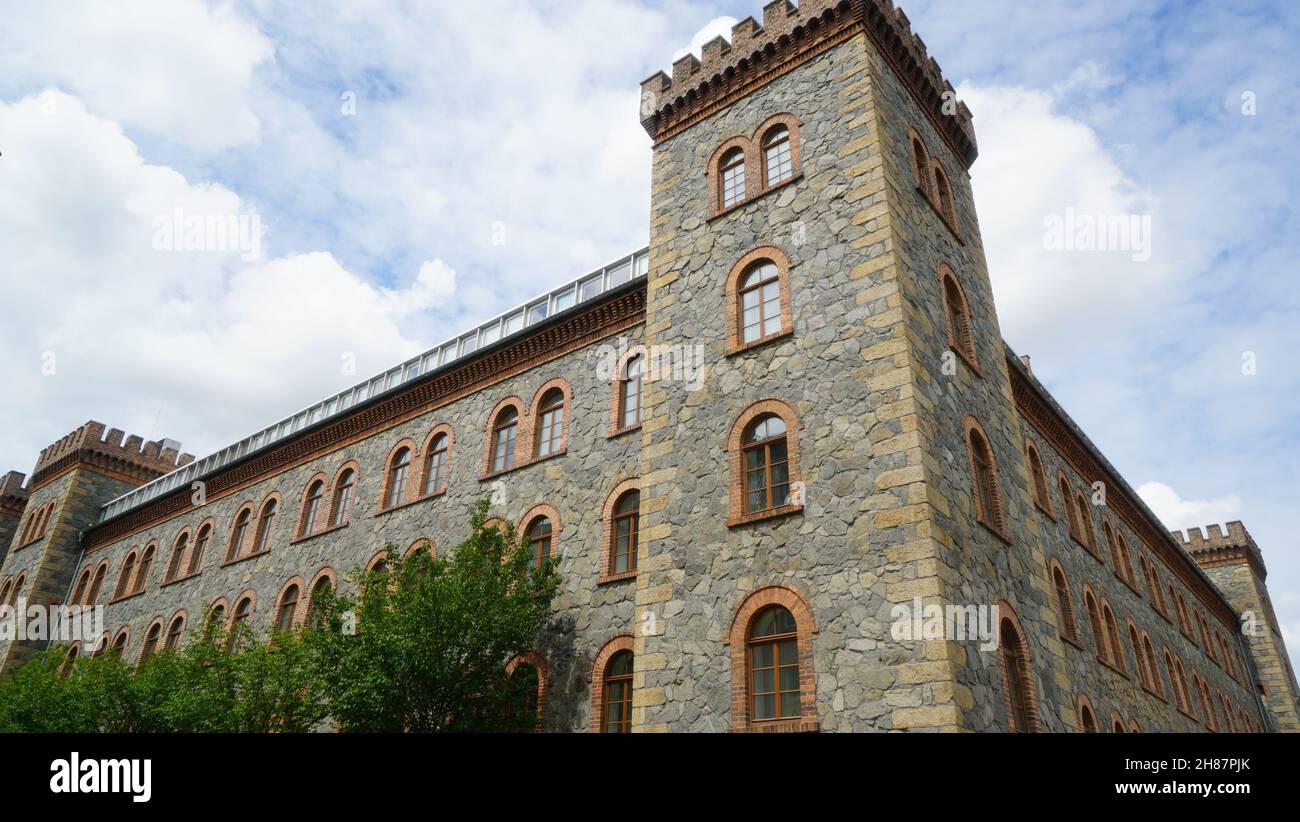 Old building historic hi-res stock photography and images - Alamy