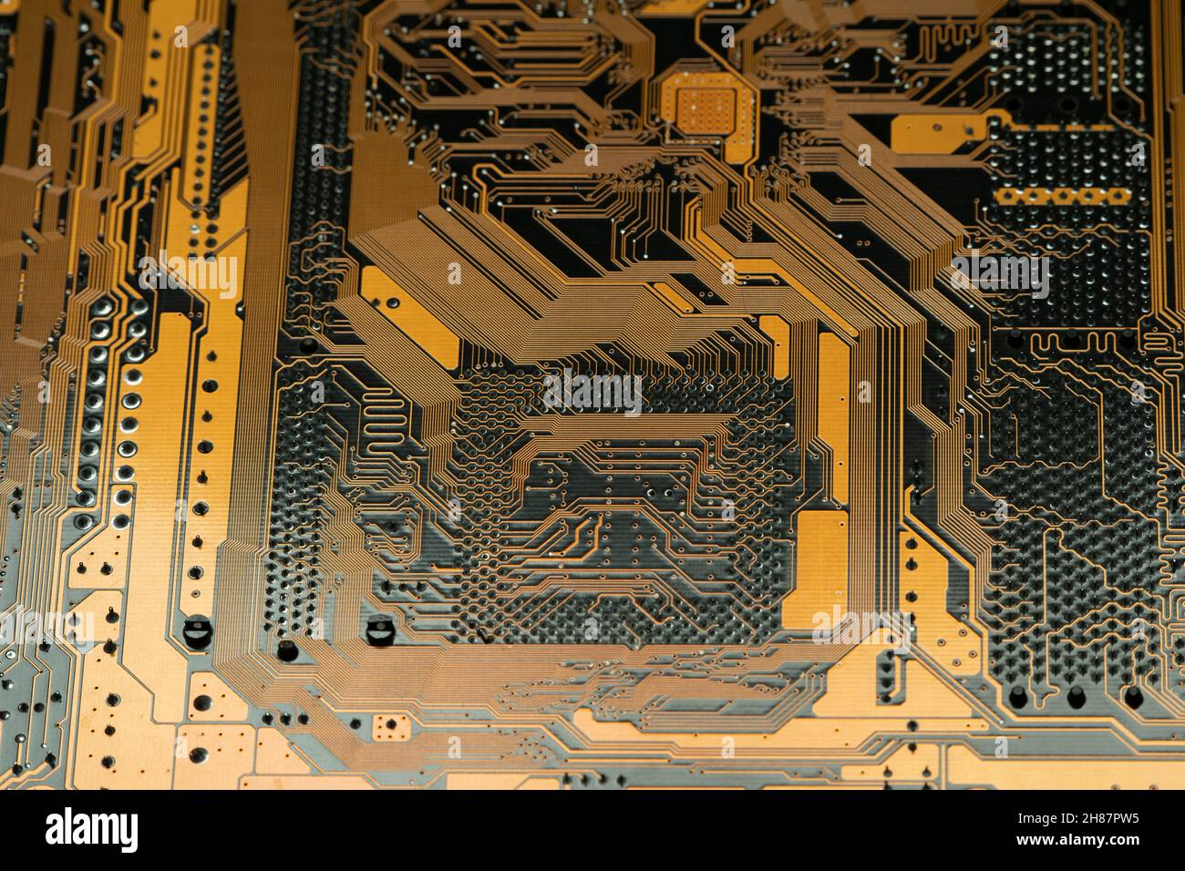 Yellow circuit board hi-res stock photography and images - Alamy