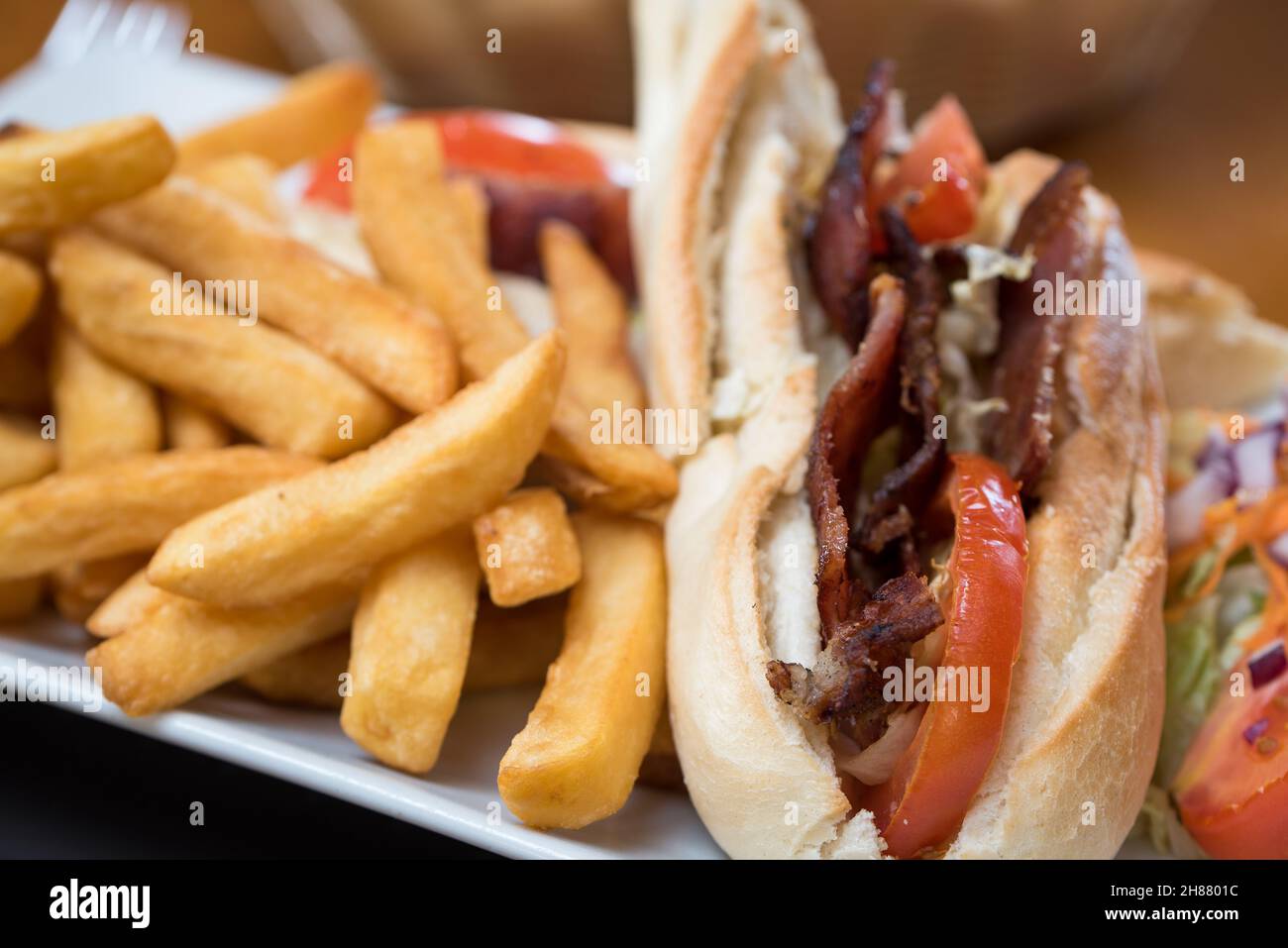 Pub lunch, traditional British bar or restaurant food Stock Photo - Alamy